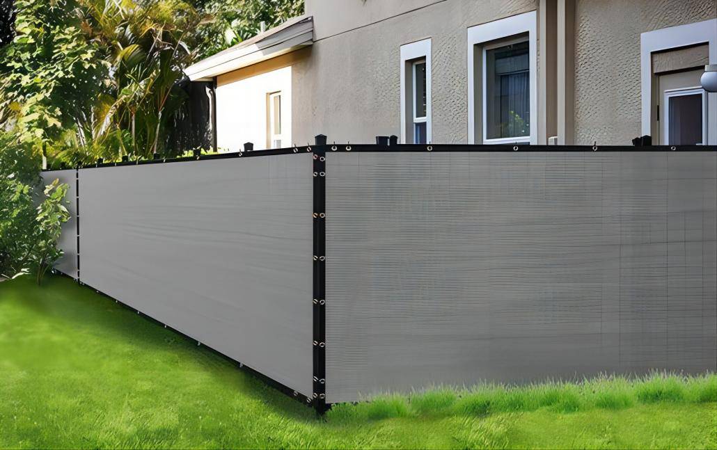Privacy Unveiled: Navigating Urban Living with Fence Privacy Screens ...